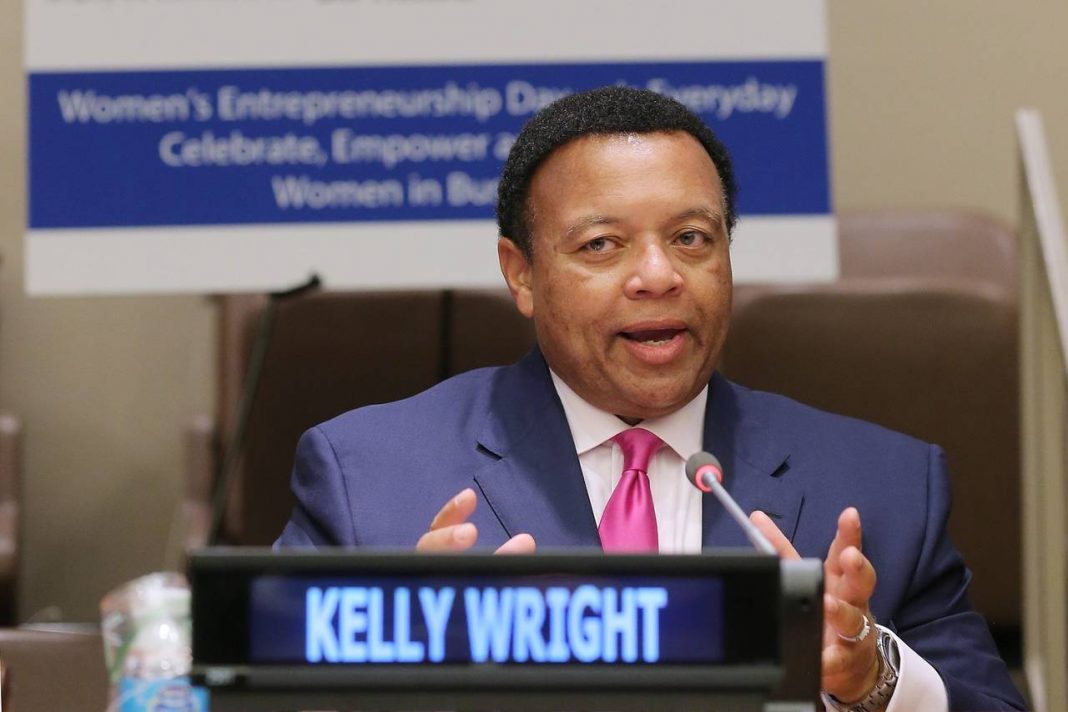 福斯新闻直播节目主持人Kelly Wright加入种族歧视诉讼 | 美洲华联社